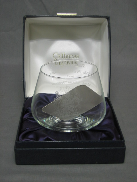 A Caithness engraved glass bowl to commemorate the | 9th July 2008 ...