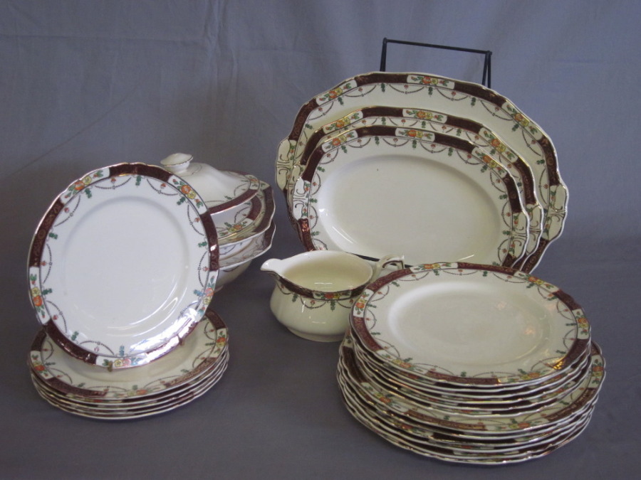 A 24 piece Alfred Meakin Sowway pattern dinner service | 8th June 2011 ...