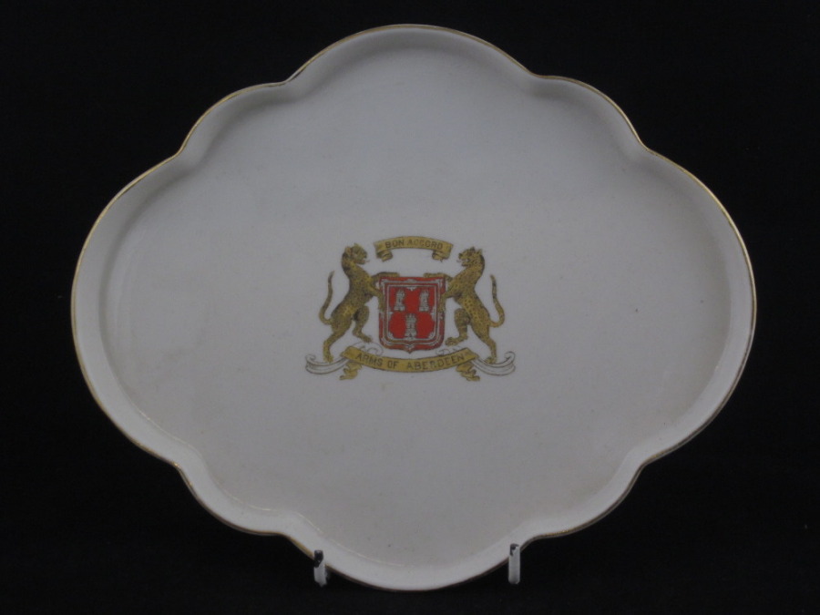 A Wade crested china tray decorated The Arms of | 3rd August 2011 | Denhams