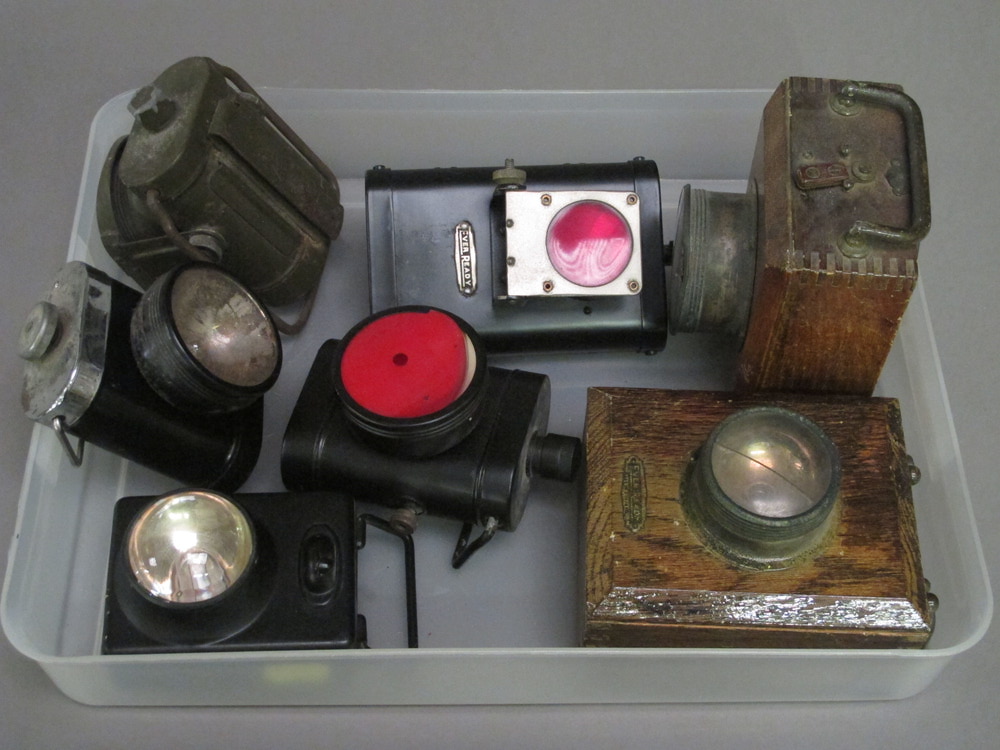 2 Ever Ready torches contained in wooden cases and 5 | 11th July 2012 ...