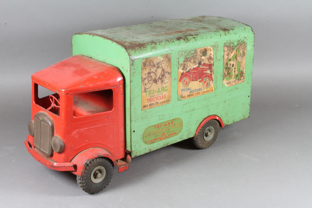 'triang+toys' in Denhams past antique auctions - Denhams
