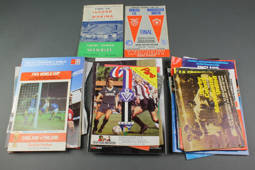 A collection of approx. 100 football programmes | 26th August 2015 ...
