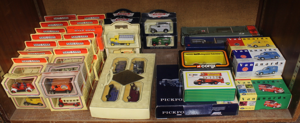 32 Days Gone model cars, 5 Vanguard model cars, a | 11th May 2016 | Denhams