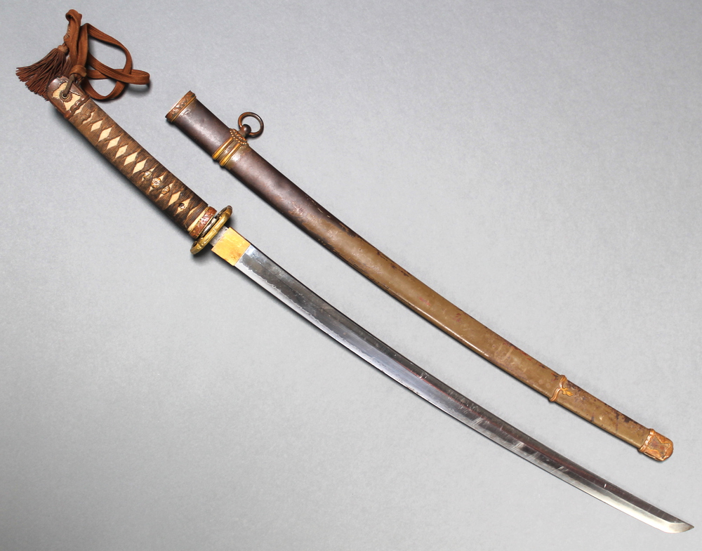 A Japanese WWII Gunto and scabbard, having shagreen | 8th June 2016 ...