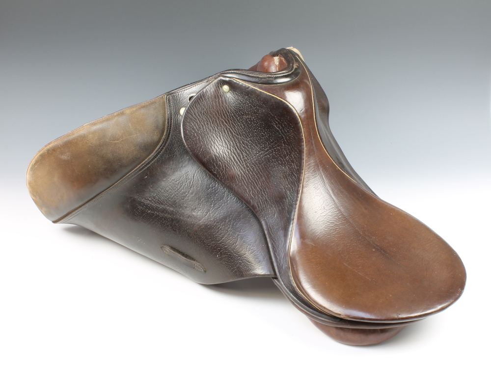 Sattlerei Beim Klosters Schontal Stubben Tree | 1st November 2017 | Denhams