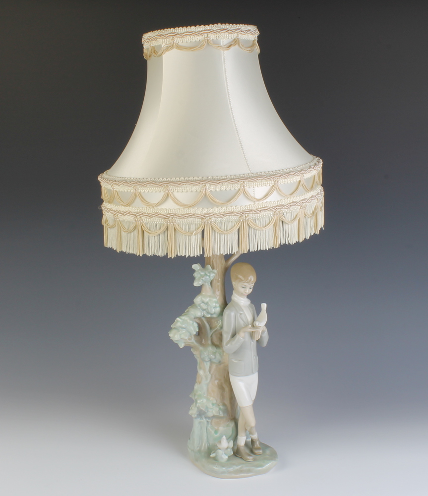 A Lladro table lamp in the form of a boy with a dove | 5th December ...