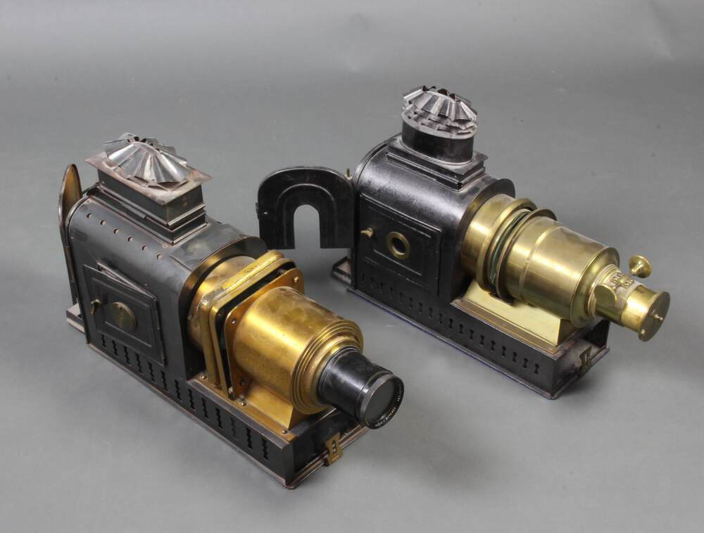 A Walter Tylers new patent Helioscopic Magic Lantern, | 13th March 2019 ...