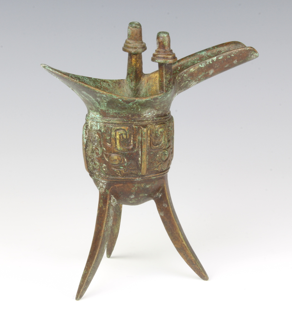 A Chinese bronze archaistic style wine jue 17cm x | 10th April 2019 ...