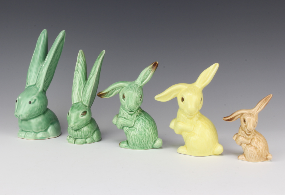 An unusual Sylvac yellow rabbit 1302 13cm, a green | 10th April 2019 ...