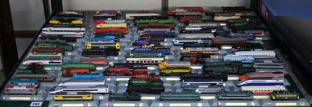 100 Del Prado N gauge model locomotives together with | 5th June 2019 ...