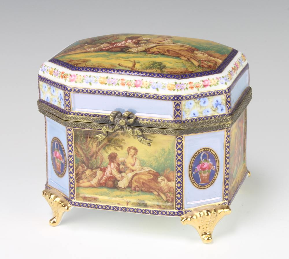 A modern French octagonal casket with gilt metal | 3rd July 2019 | Denhams