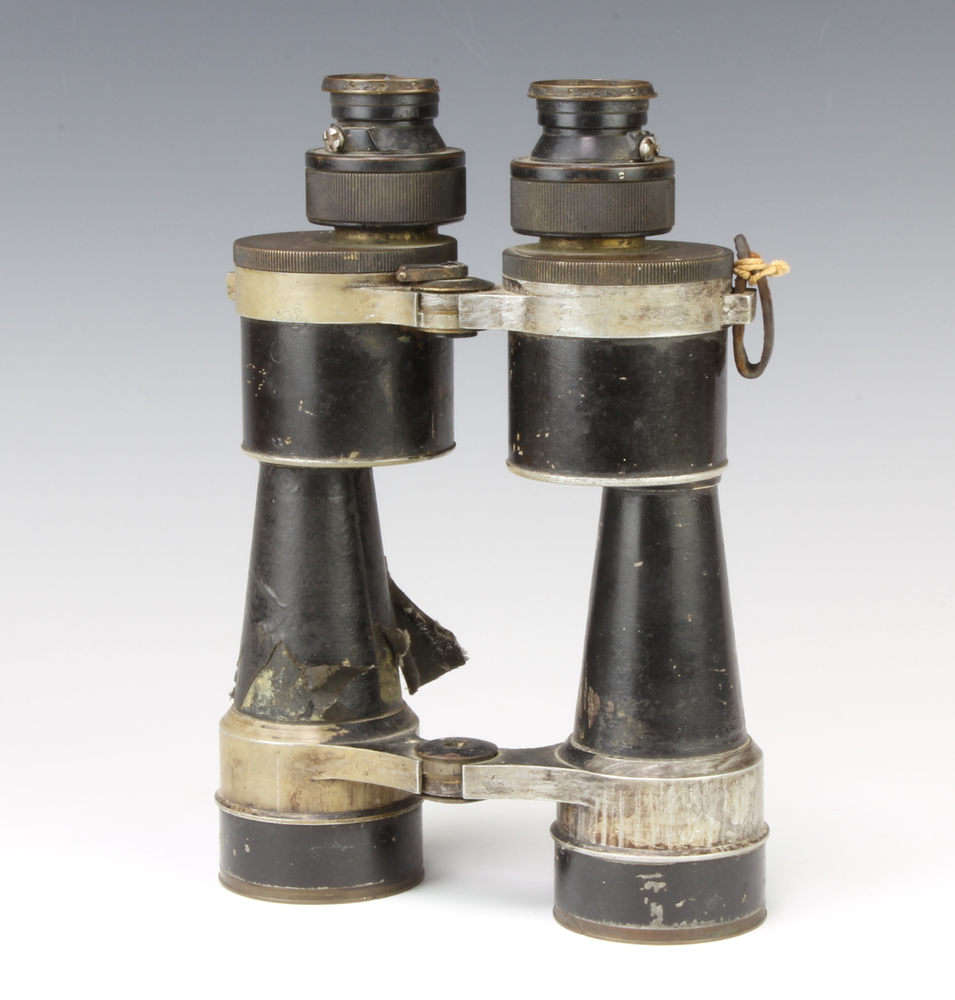 Huet Paris, a pair of binoculars marked Model 1933 | 25th September ...