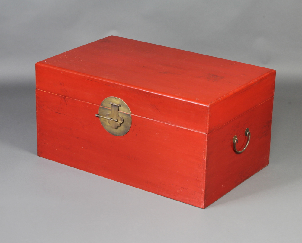A Chinese red lacquered coffer with gilt lock and drop | 29th January ...