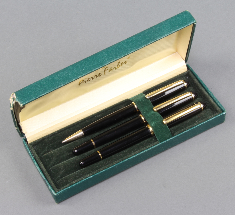 A Pierre Farber pen set comprising fountain pen and 2 | 26th March 2020 ...