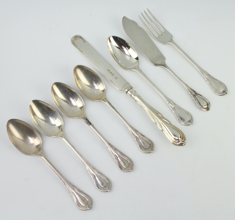 An Edwardian silver lily pattern teaspoon Birmingham | 15th July 2021 ...