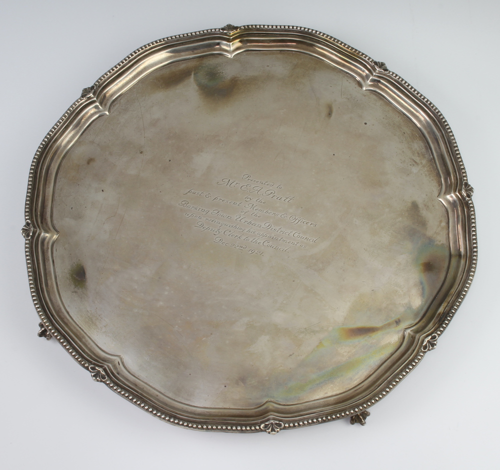 A silver salver with pie crust and bead rim on claw | 7th April 2022 ...