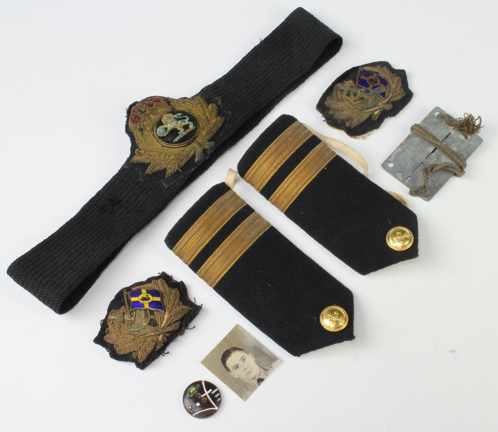A Cunard Officer's cap badge, 2 Merchant Navy | 7th April 2022 | Denhams