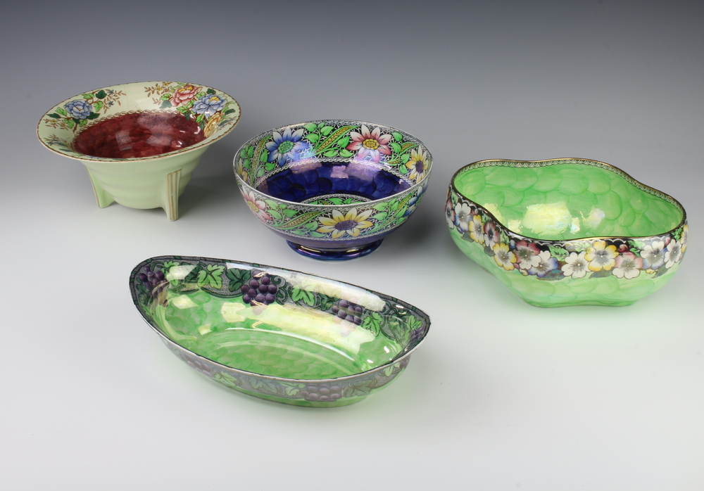 A Maling bowl, lace pattern decorated with flowers | 19th October 2022 ...