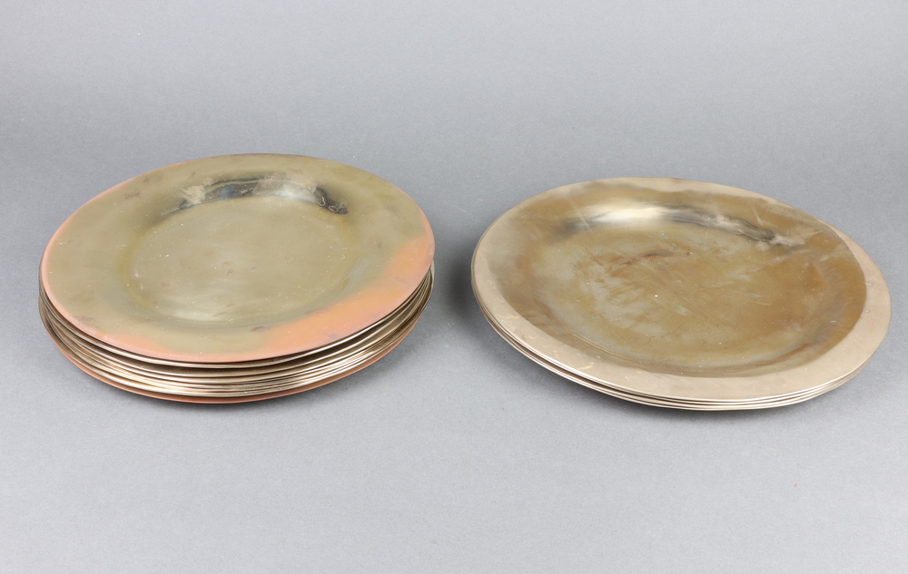 14 various gilt metal chargers, (4 x 30cm, 10 x 28cm) | 25th January ...