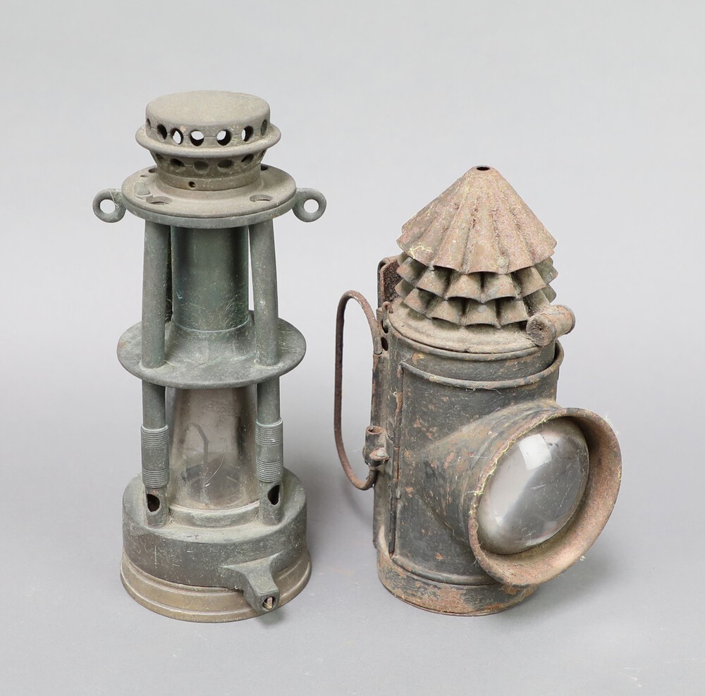 Hiatt & Co., a Victorian Police bullseye lamp together | 13th July 2023 ...