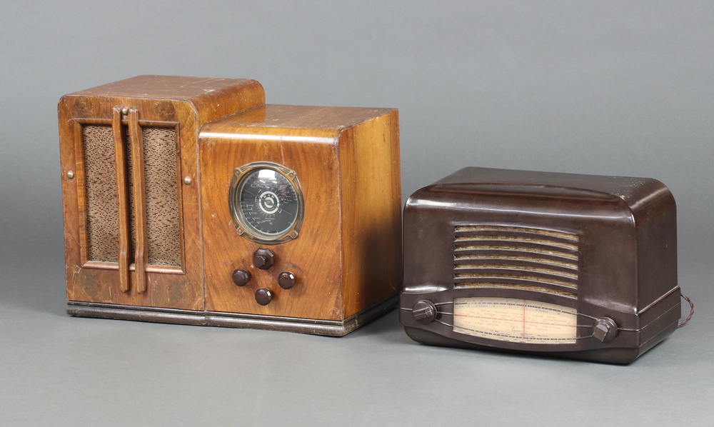 A Wood veneered RAP Transatlantic valve radio, | 25th January 2024 ...