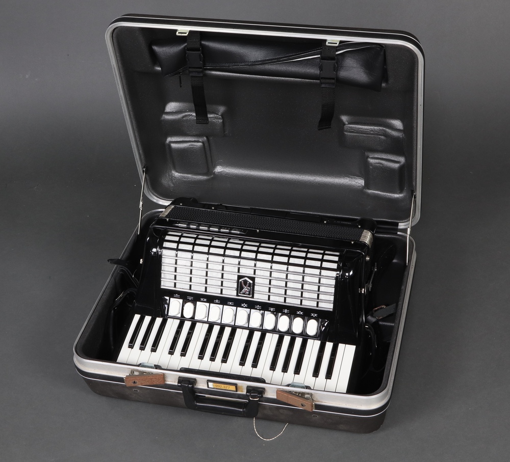 A Hohner Tango IV T accordion with 96 buttons, cased | 12th June 2024 ...
