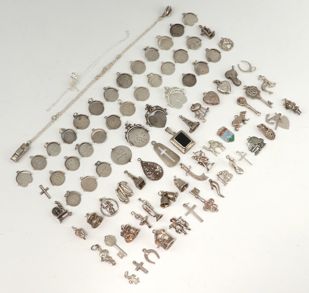 A quantity of silver charms 151 grams | 12th June 2024 | Denhams