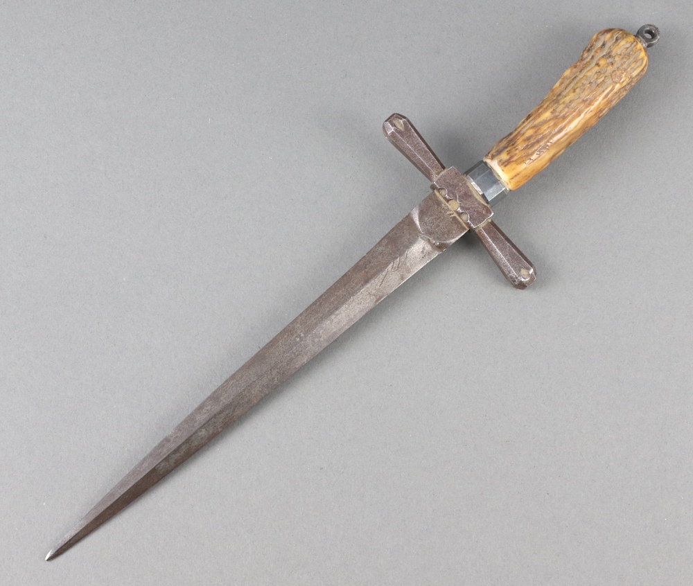 A 19th Century double bladed dagger with 17cm blade | 30th October 2024 ...