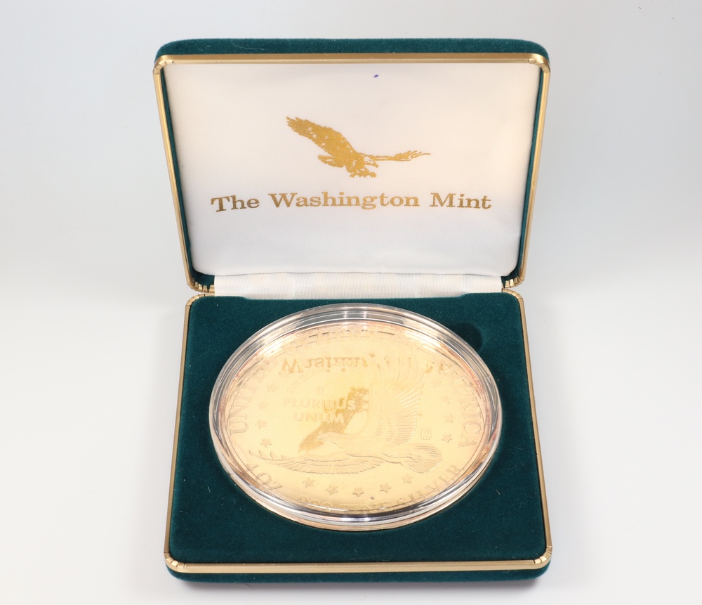 A Washington Mint silver gilt Giant Quarter Pound | 12th March 2025 ...