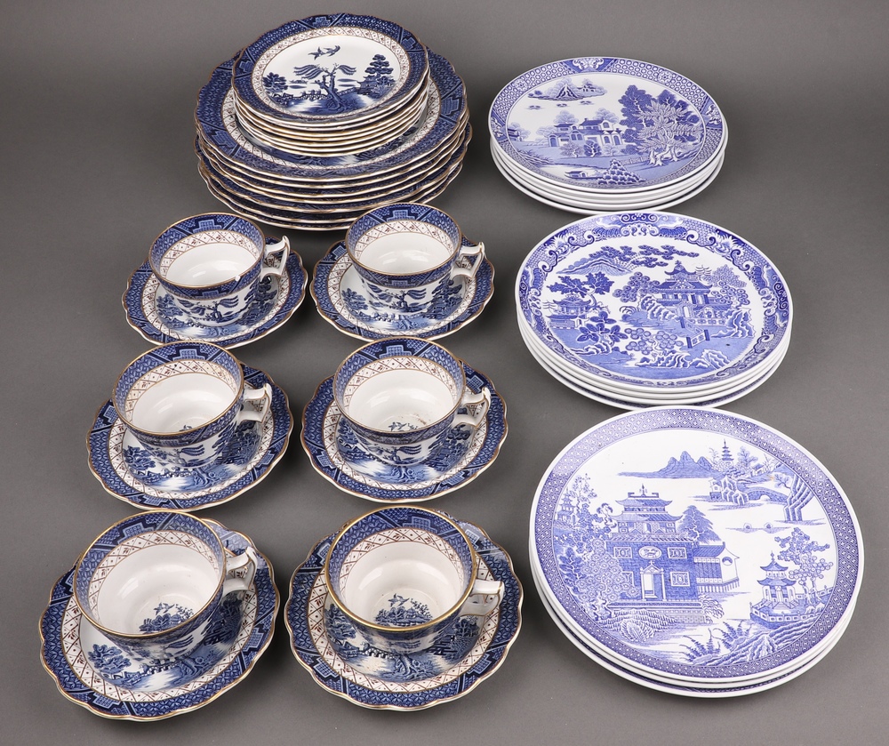 A Booths Real Old Willow Pattern part tea and dinner | 10th April 2025 ...