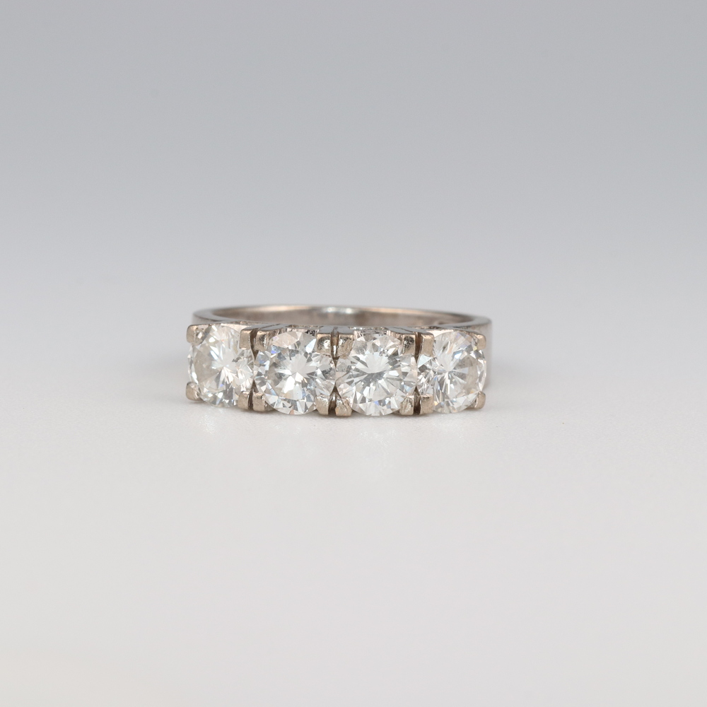 A 14ct white gold 4 stone diamond ring stamped | 7th May 2025 | Denhams