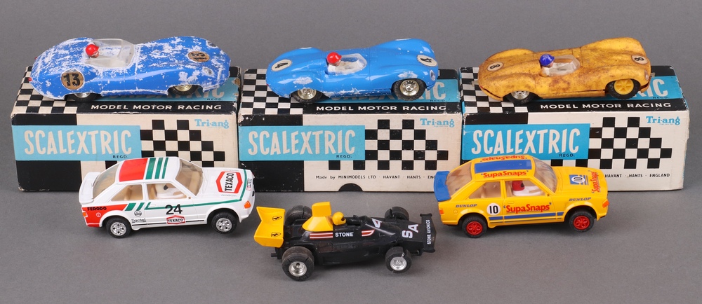 A collection of early Scalextric vehicles to include | 24th September ...