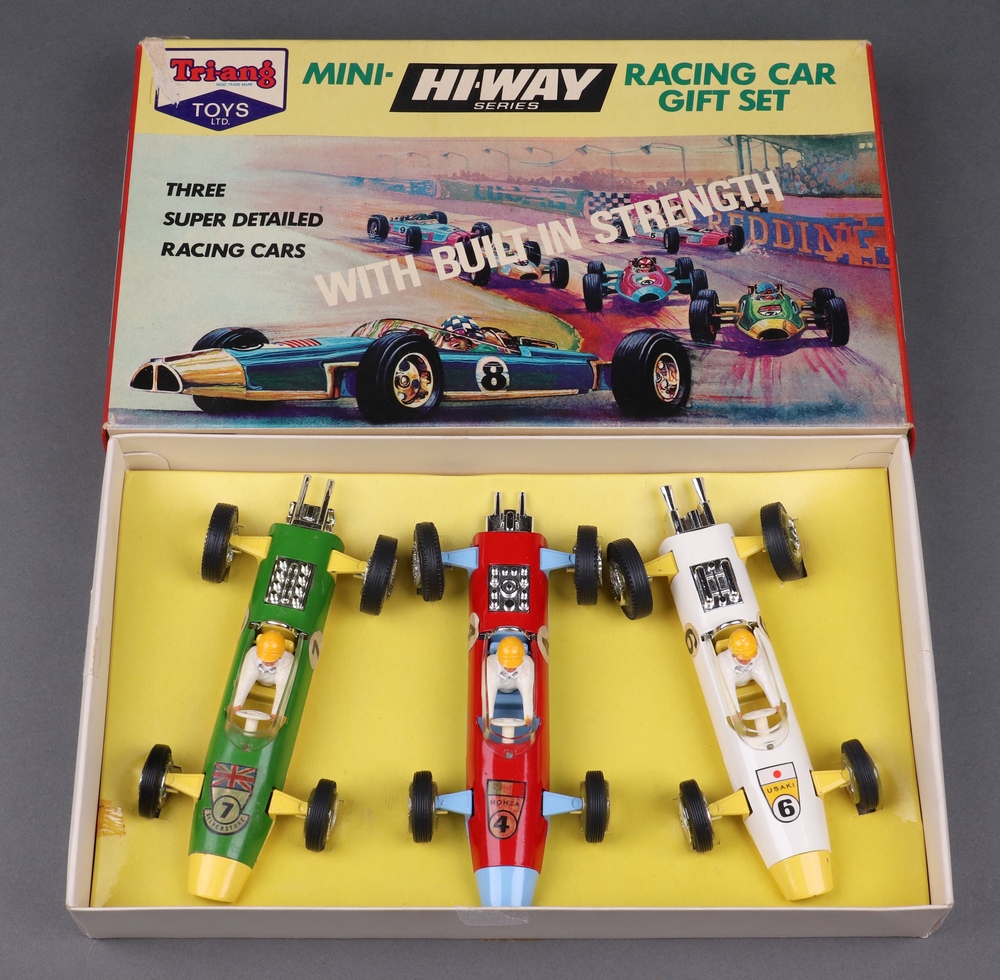 A Triang Toys Mini Highway Series Racing Car Gift Set | 19th November ...
