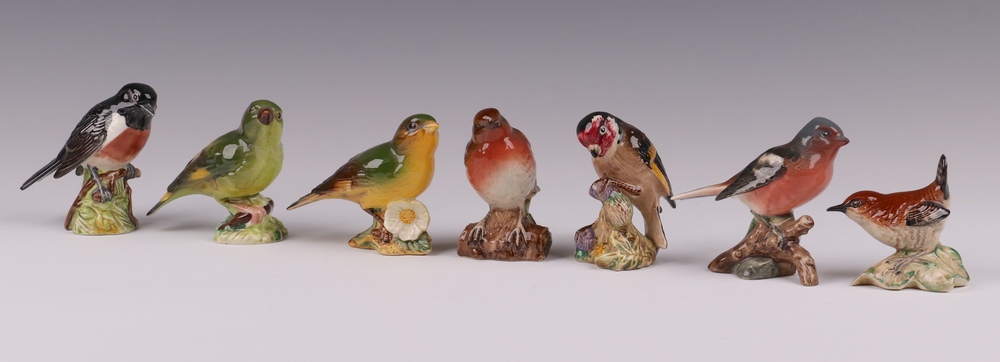 Seven Beswick figures of birds Robin 980, Chaffinch | 17th December ...